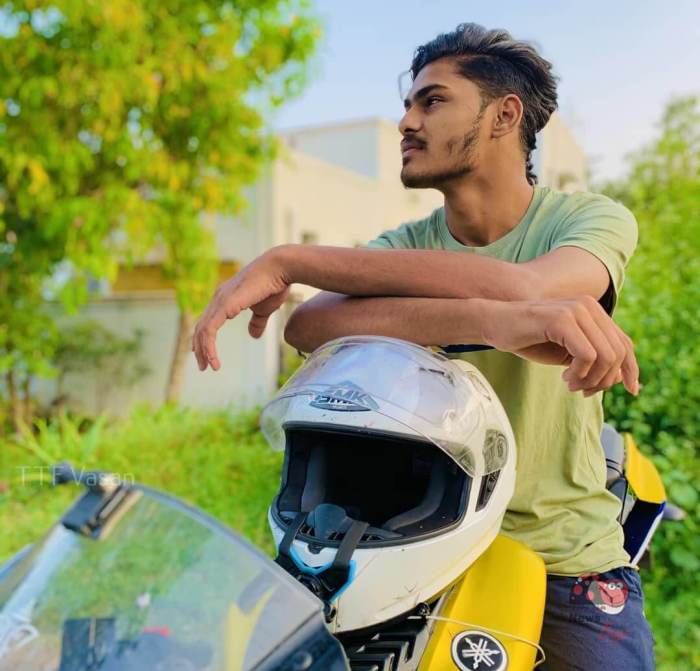 TTF வாசன் உடன் BIKE RIDE செய்த மௌனராகம் சீரியல் ரவீனா.. என்ன SPEED-ஆ ...